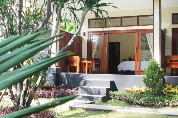 Amed Kunara Guest House - Seraya