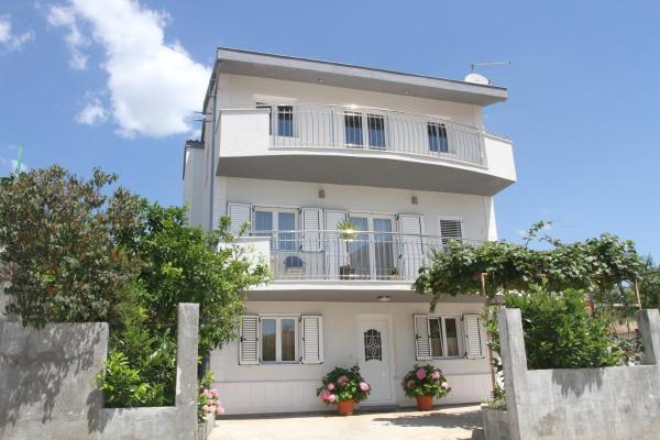 Apartman Karić - Seget Vranjica