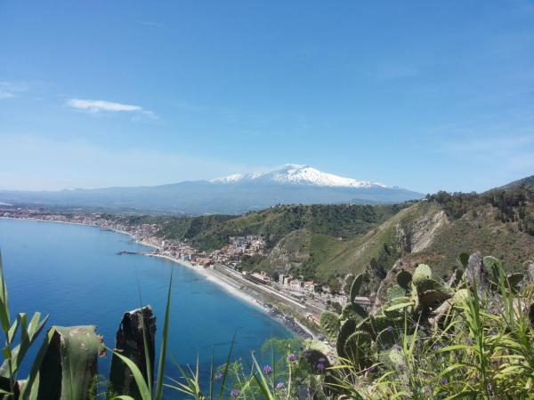 Charming Etna House - Milo
