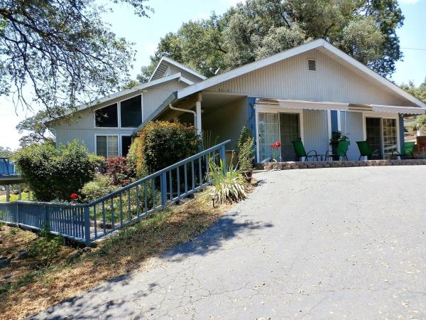 New Charming 2 Bedrooms Unit Close To Everything - Oakhurst