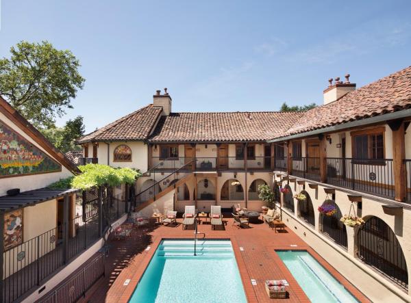 Rancho Caymus Inn - St. Helena, CA