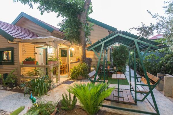 Leyad Hashmura Lodging - Israel