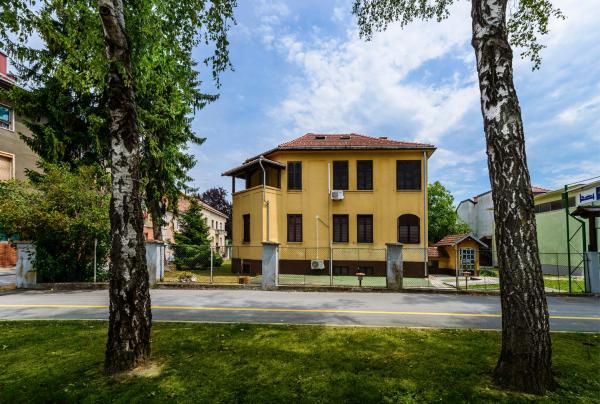 Vila Regina Rooms - Karlovac