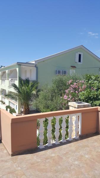 Apartments Svekrić - Stara Novalja