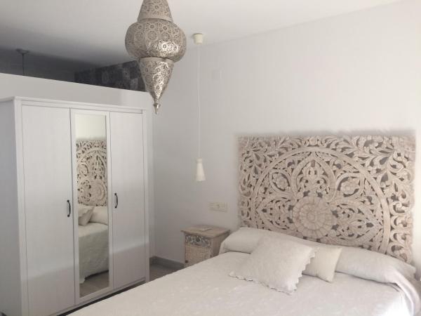 Santo Domingo Rural - Central & Private Parking - Archidona