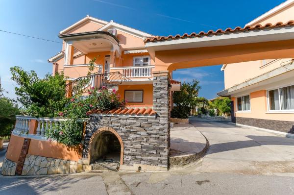 Apartments Darko - Rab