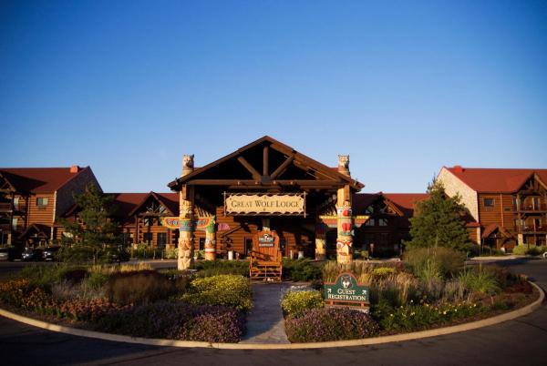Great Wolf Lodge Waterpark Resort - Niagara Falls, NY