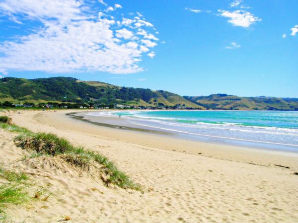 Rayville Boat Houses - Apollo Bay