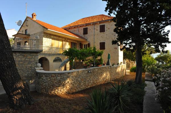 Vila Mirta - Supetar