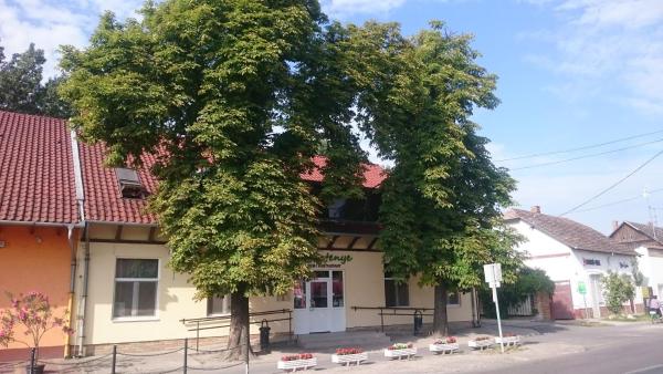Bordany Hostel - Hungary