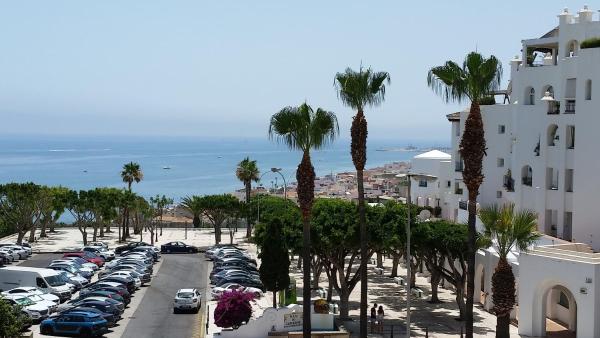 Apartamento Moderno, Bonito Y Acogedor - Torremolinos