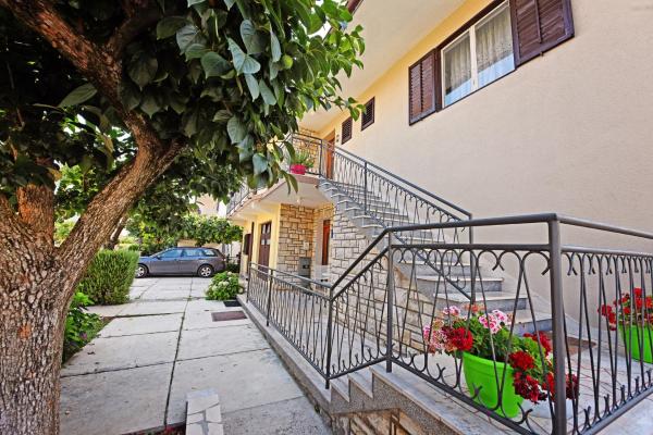 Apartments Pierina - Novigrad