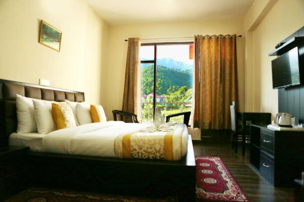 Chimbalhar Heights - Palampur