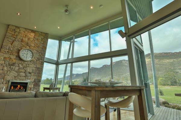 Ironstone Romantic Couples Retreat - Halls Gap