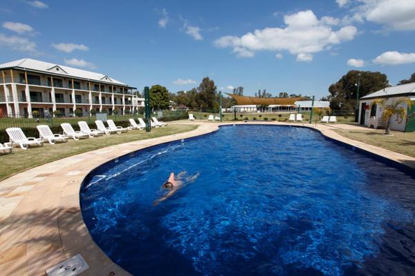 Yarrawonga Mulwala Golf Club - Yarrawonga