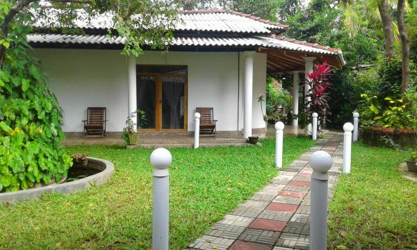 River Retreat Sigiriya - Sri Lanka