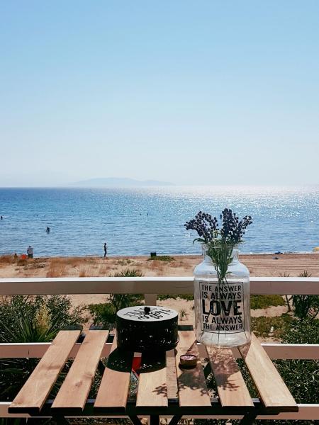 Goldie's Home By The Sea - Athens Airport Eleftherios Venizelos (ATH)
