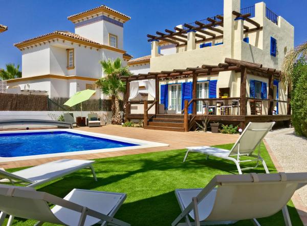 Villa La Caleta - Vera