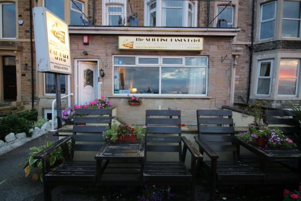Shipping Lanes Hotel - Morecambe