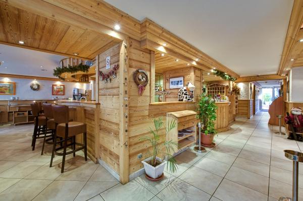 Hotel Du Commerce - Le Grand-Bornand