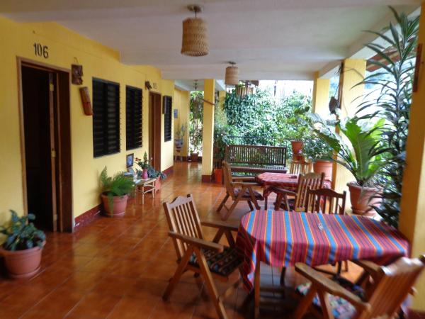 Hotel Encuentro Del Viajero - Guatemala
