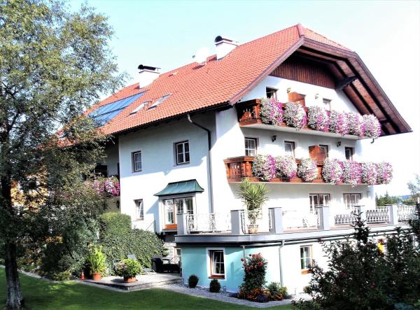 Pension Waldhof - Salzburg