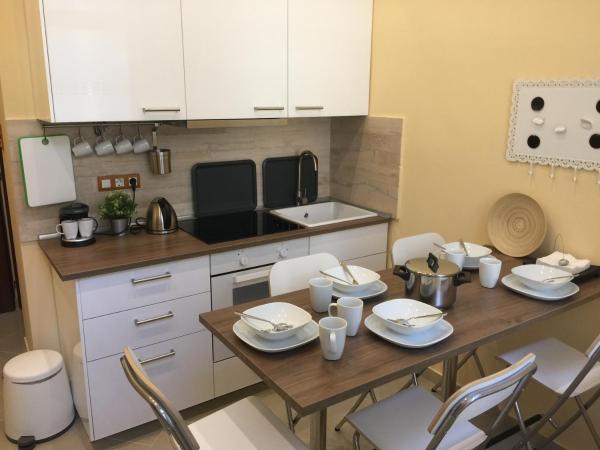 Entire Luxury Apartment In The City Center - Budapest