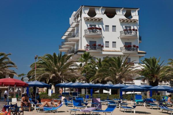 Sympathy Hotel - Martinsicuro