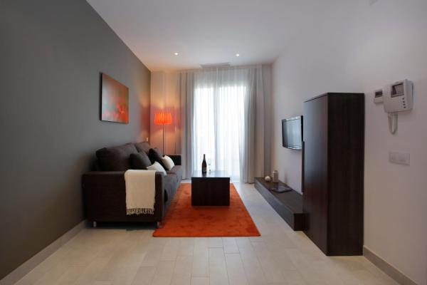 Fisa Rentals Les Corts Apartments - Barcelona
