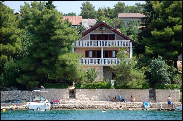 Apartments Agrijan - Croatia