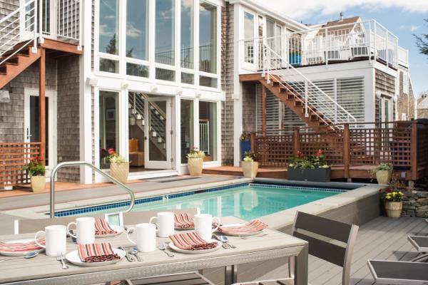 8 Dyer Hotel - Provincetown, MA
