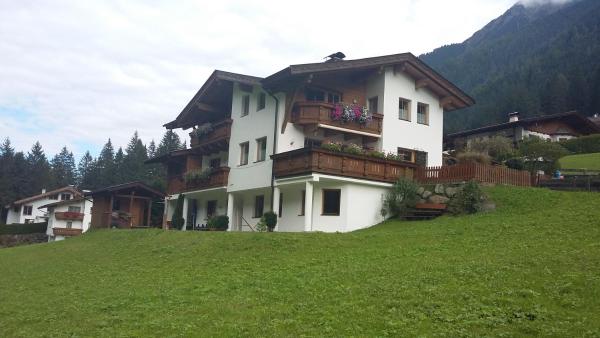 Apartment Voellenklee - Neustift im Stubaital
