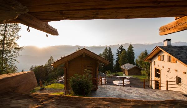 Les Mazots De La Source & Spa - Vercorin