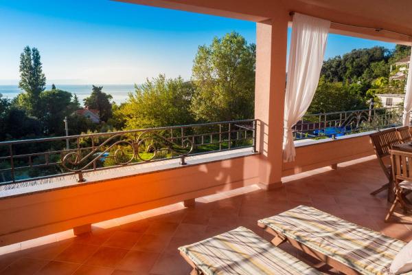 Apartments Villa Kristina - Lopar