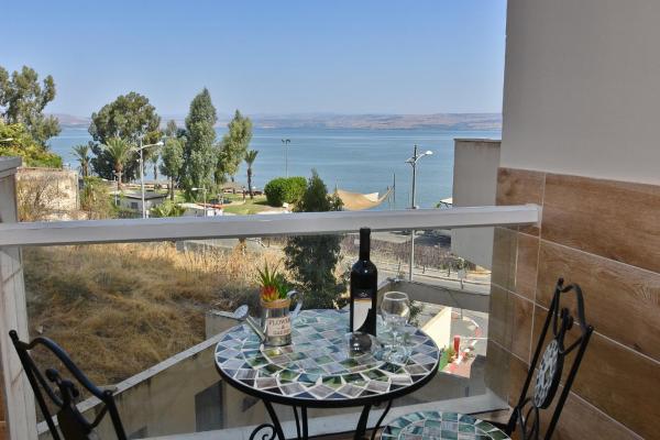 Boutique Lake Kinneret Apartment - Israel