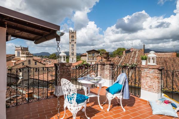 Rise And Smile Charming Penthouse - 盧卡