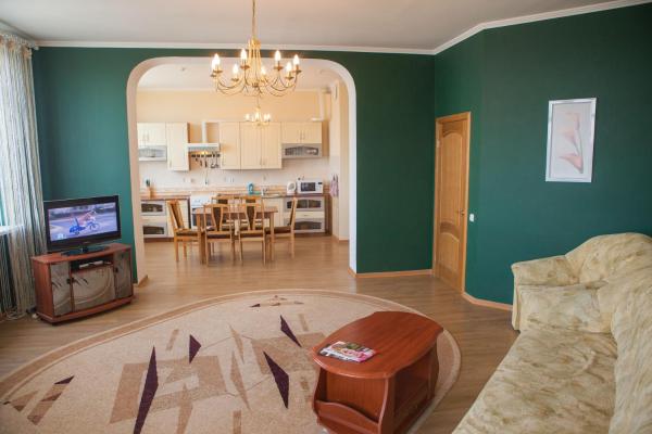 Apartment In 2 Min From Poznyaky Metro Station - Kiev
