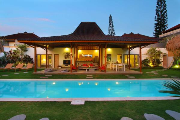 Villa Thiara By Optimum Bali Villas - Seminyak