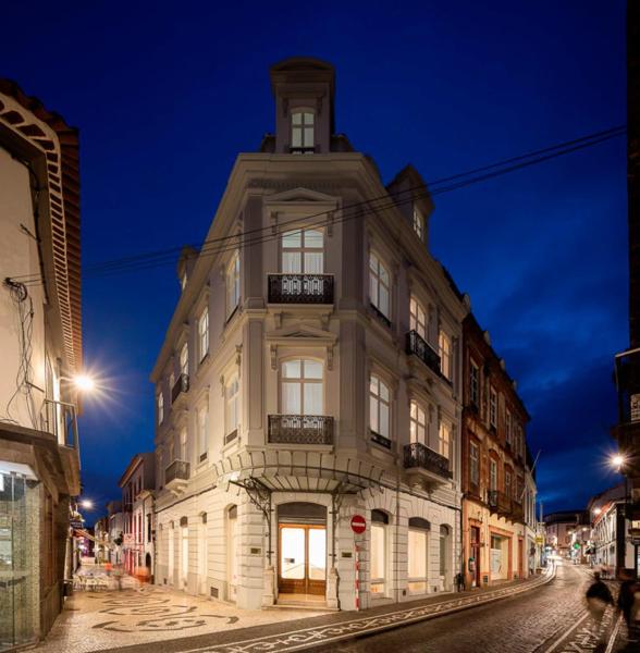 Ac-armazéns Cogumbreiro - Ponta Delgada