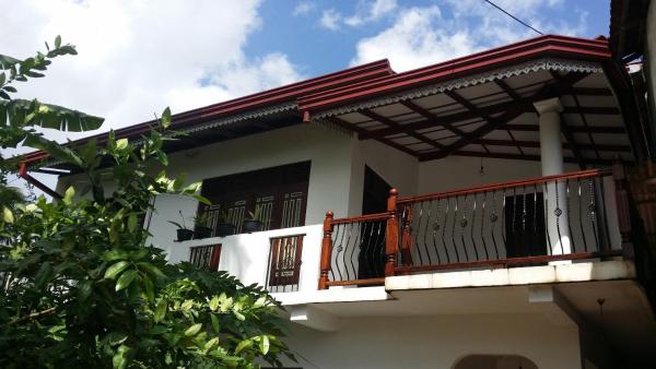 Dumi House - Mirissa
