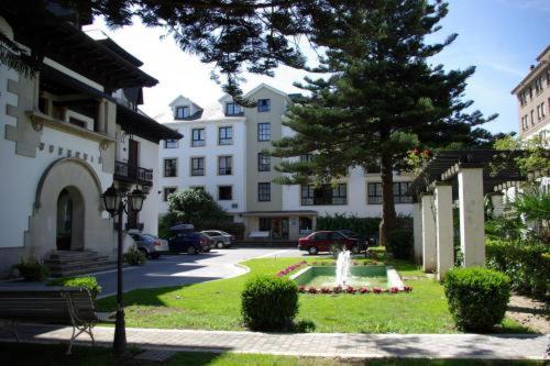 Palacio Arias - Navia