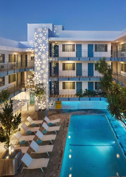 The Beverly Laurel Hotel At West Hollywood - San Fernando Valley, CA