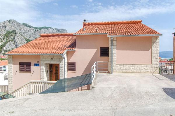 Apartments Zecic - Omiš