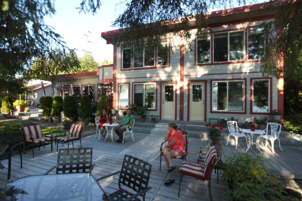Eagles Nest Your Private, Getaway, Apartment - Ketchikan, AK