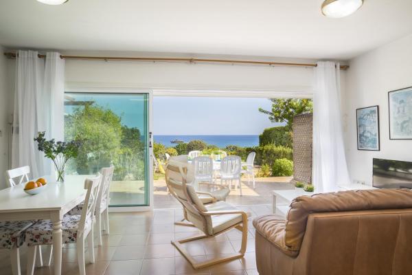 Protaras Beachfront Sirina Lina Suite - Ayia Napa