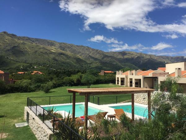 Parque Los Nogales Apart Hotel - Merlo