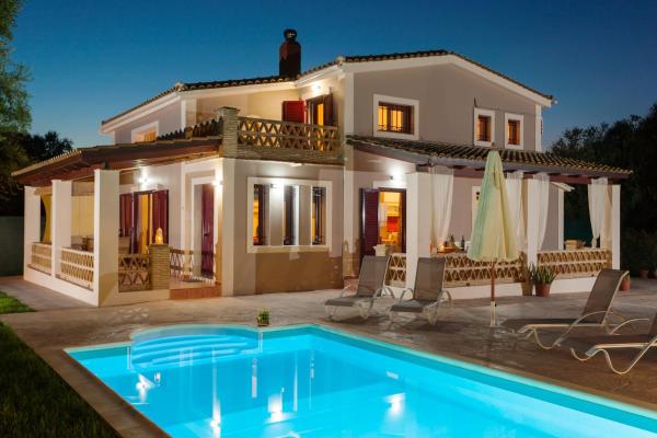 Evalexia Villa - Luxury Villa With Private Pool Near Laganas Perfect For Groups By Villa Mana Gers - Zakinthos