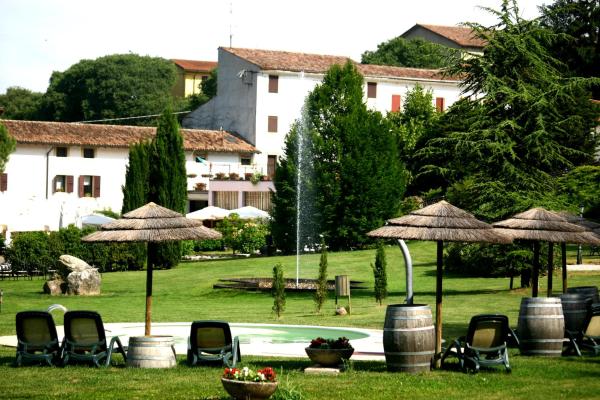 Resort La Mola - Valeggio sul Mincio