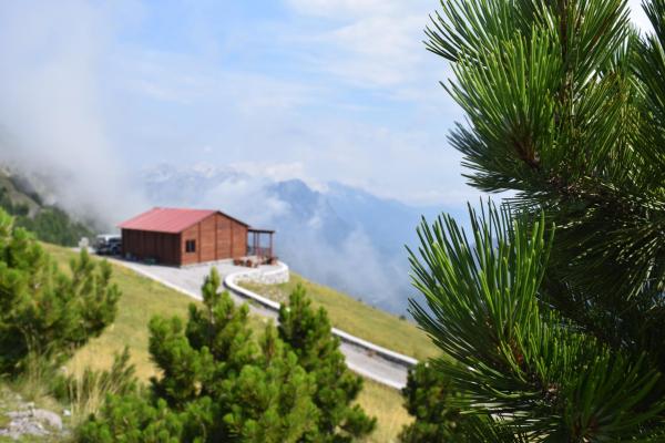 Buni I Bajraktarit - Albanië