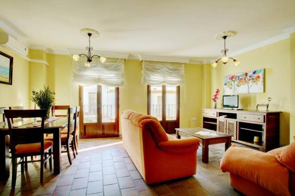 Duplex With Beautiful Terrace+centre+wifi+parking - Ronda
